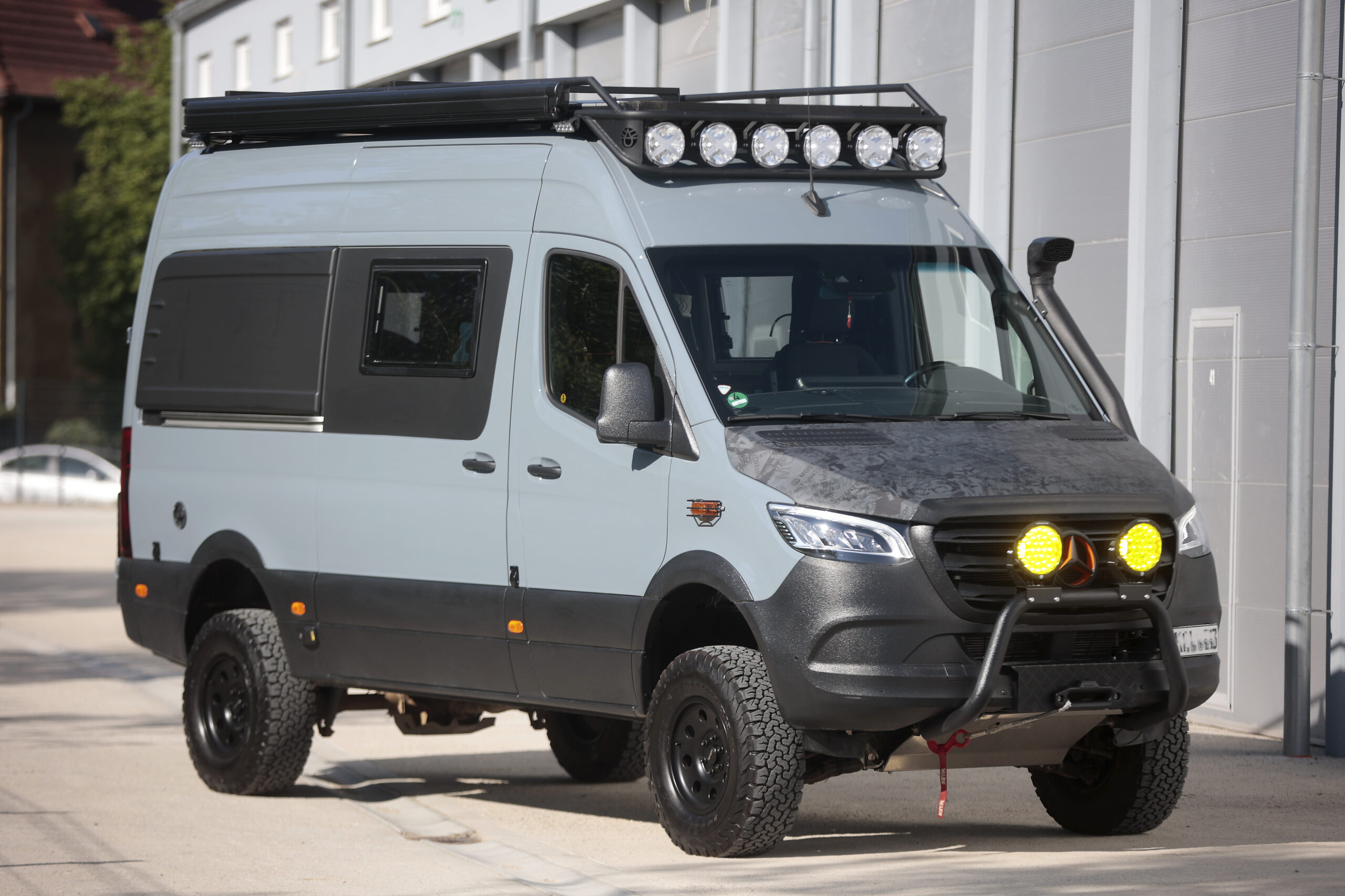 Mercedes-Benz Sprinter 907 4x4 Veo-Vans Ausbau/ Mostvanted Exterior ...