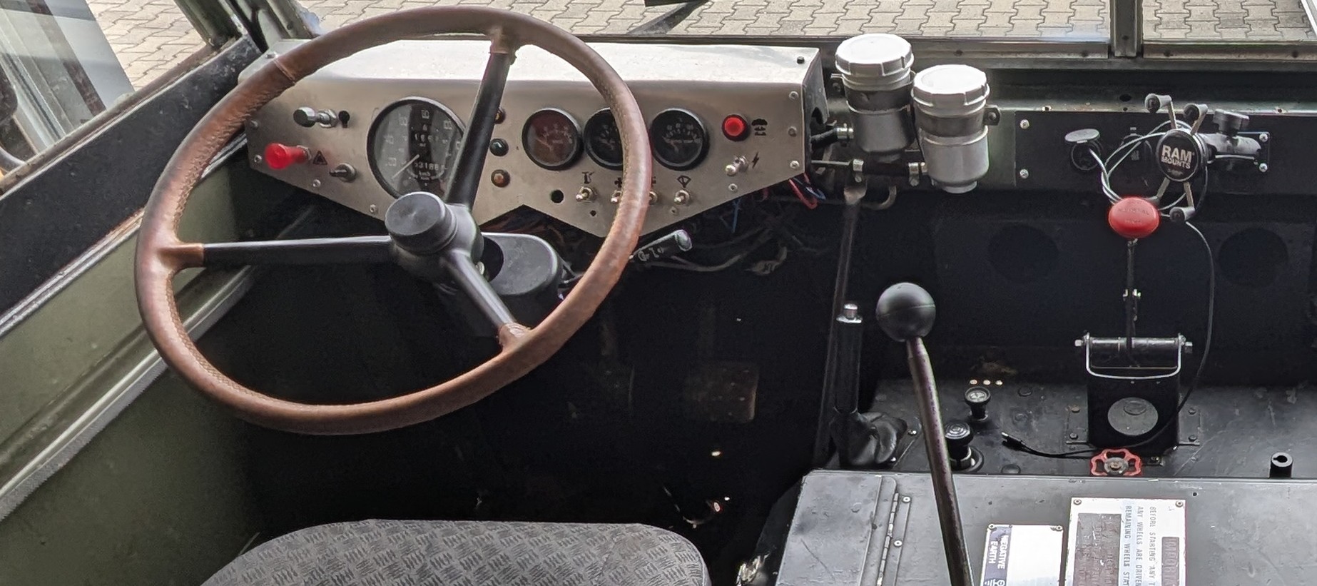 Land Rover 101 Camper/Expeditionsmobil - explorer Magazin